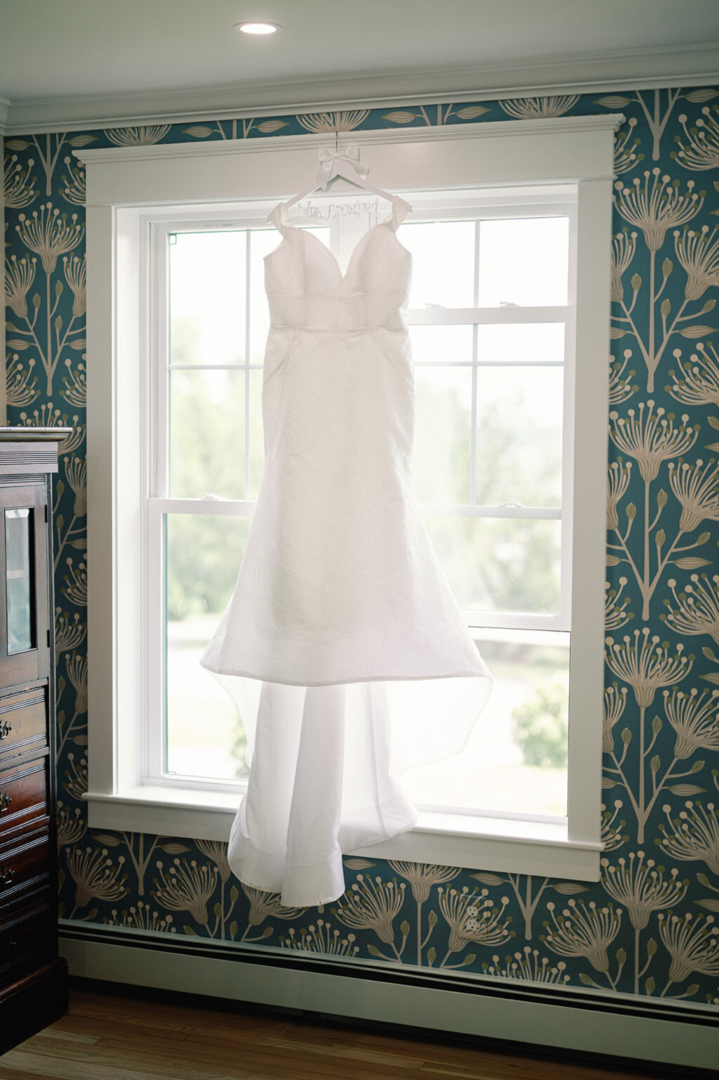 Newport Wedding | Kayla & Ben's Bohlin Wedding - Elegant...